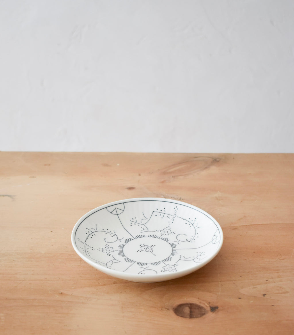 Round Stamped Stoneware Plate – Life's Patina